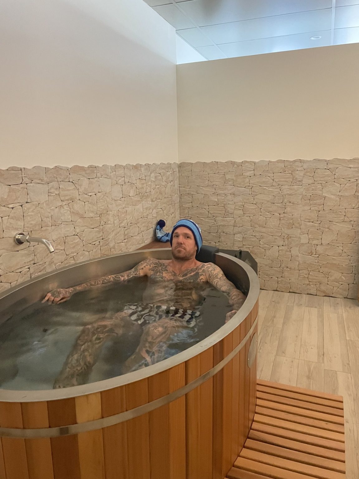 ZUA GLAZIER ICE BATH | Zua Health